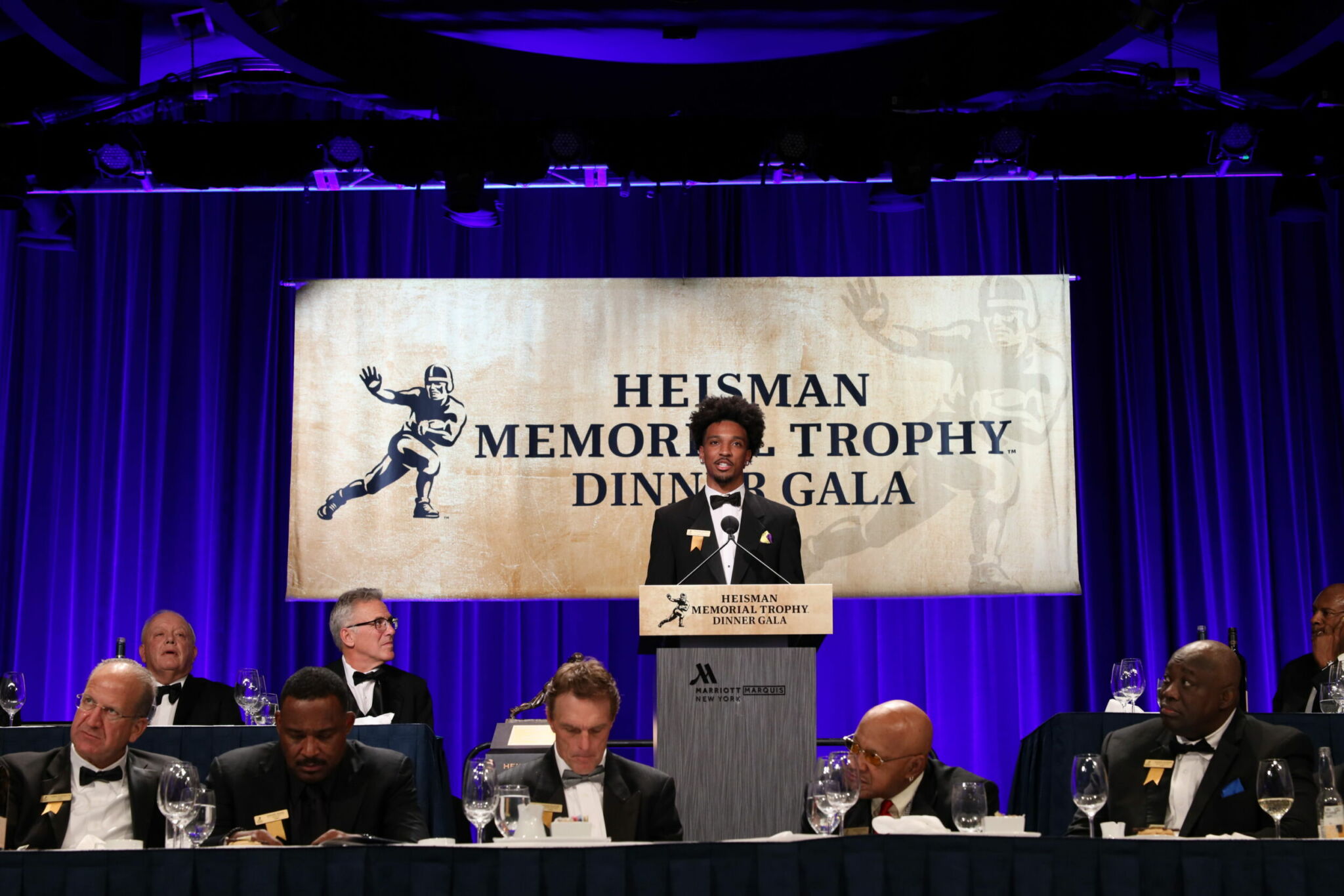 Jayden Daniels - Heisman