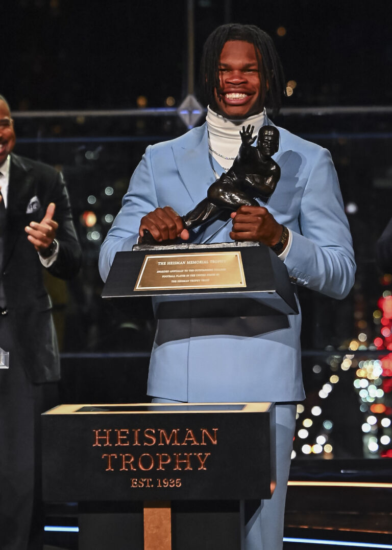Colorado's Travis Hunter Wins 2024 Heisman Trophy - Heisman